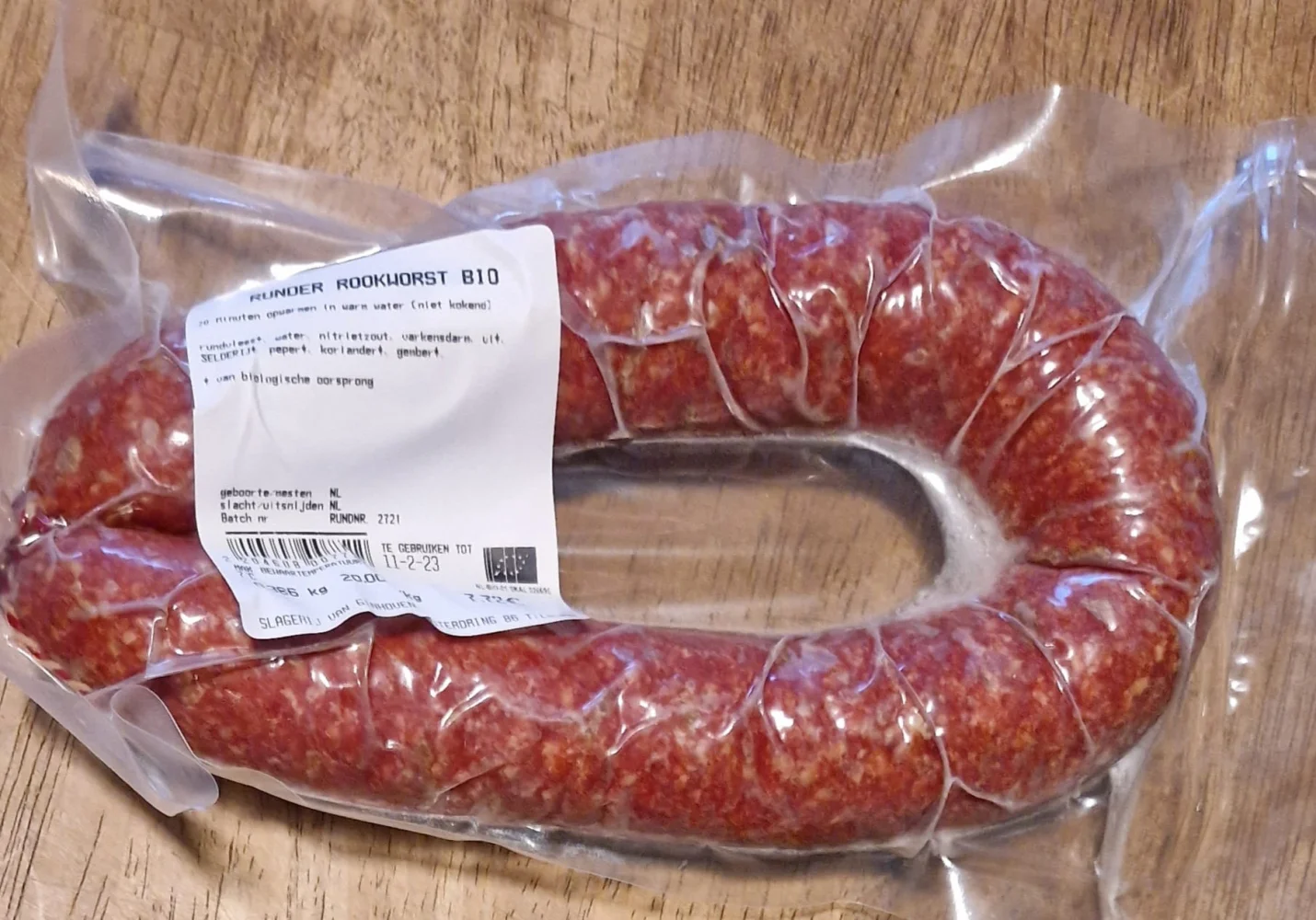 Runder Rookworst Bio bij de boer - De Klaproos boerderijwinkel terras